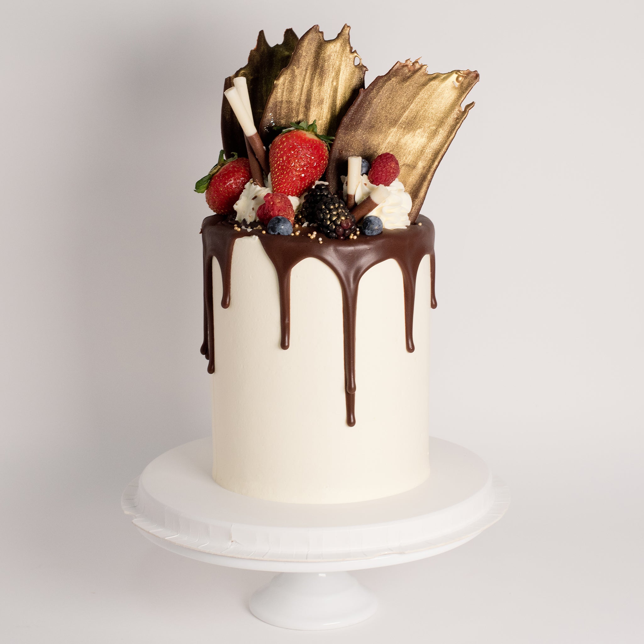 Jo - with Seasonal Berries – Cute Cakes & Co